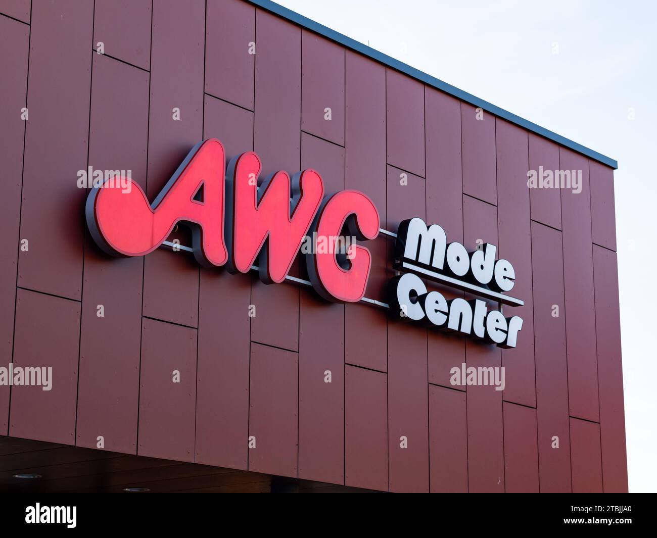 Awg modecenter hi-res stock photography and images - Alamy