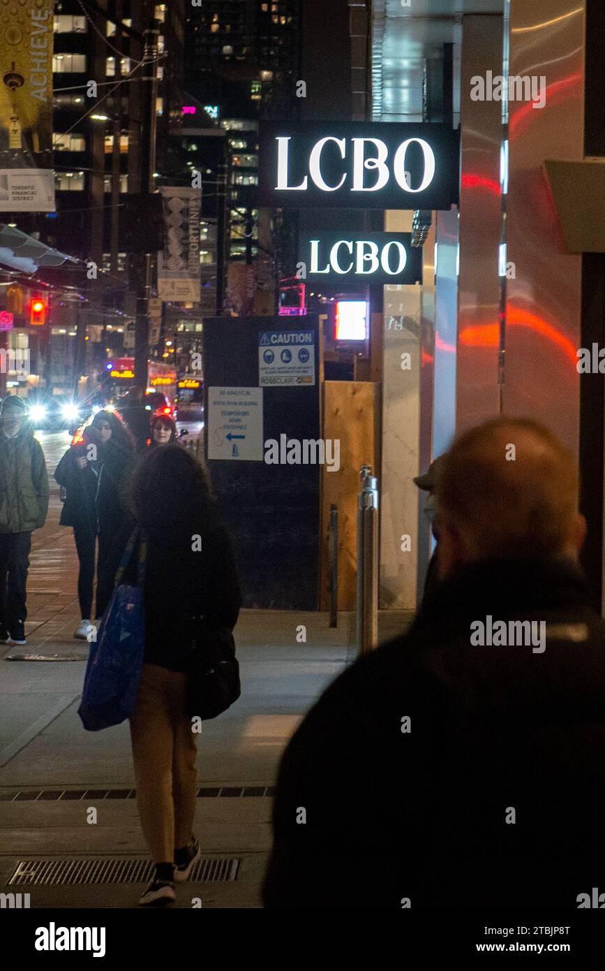 Lcbo logo hi-res stock photography and images - Alamy