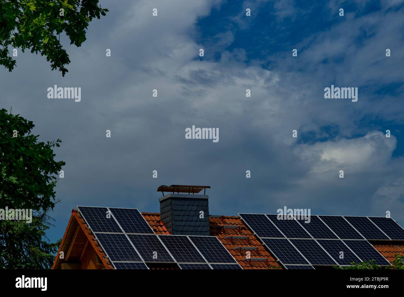 Solar home system hi-res stock photography and images - Alamy