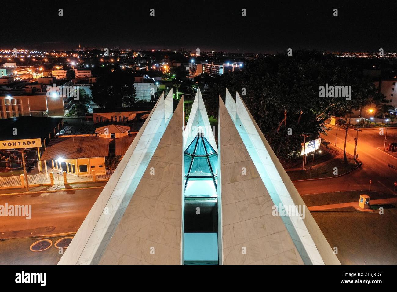 Three sided view hi-res stock photography and images - Alamy