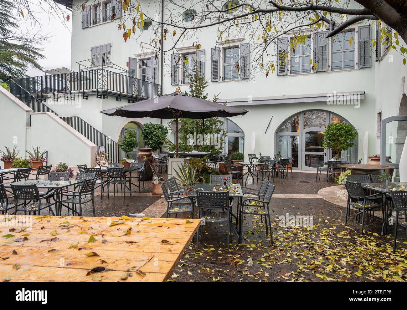 Casa del vino isera hi-res stock photography and images - Alamy