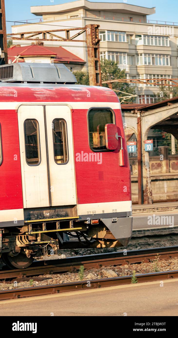 Train at Bucharest North Railway Station (Gara de Nord Bucuresti Stock ...