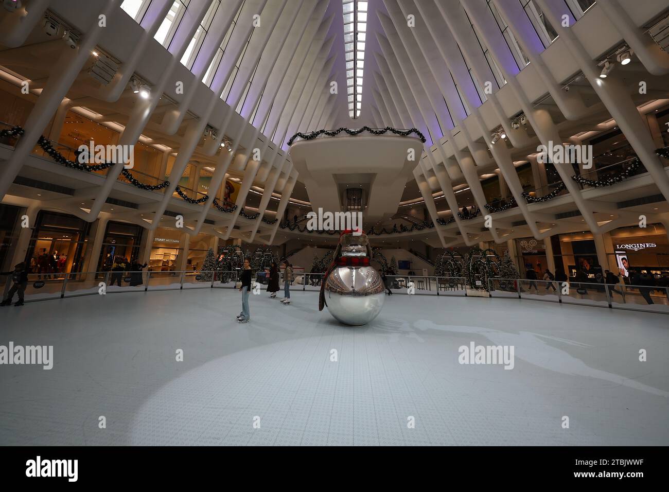Famous skate ring hi-res stock photography and images - Alamy