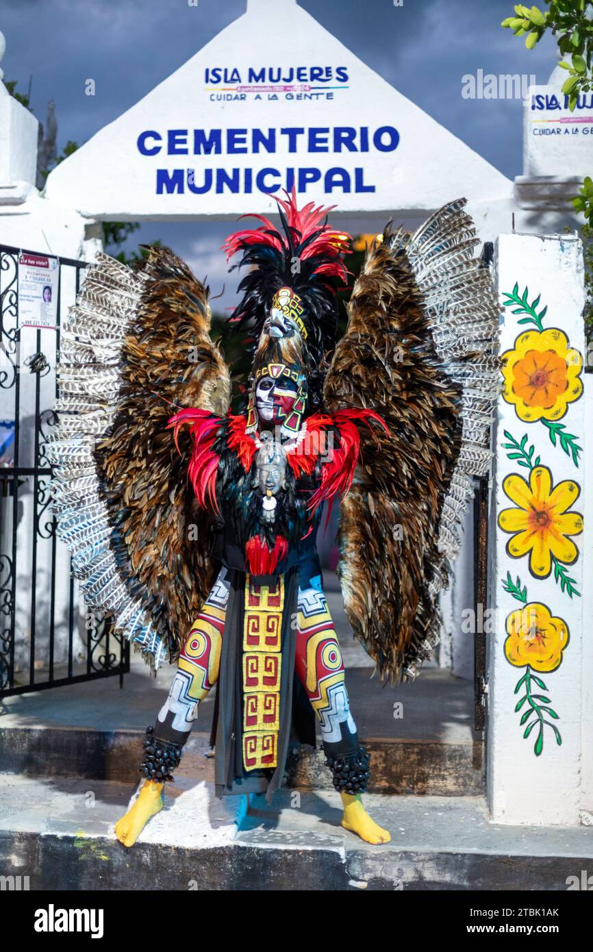 Mayan eagle hi-res stock photography and images - Alamy
