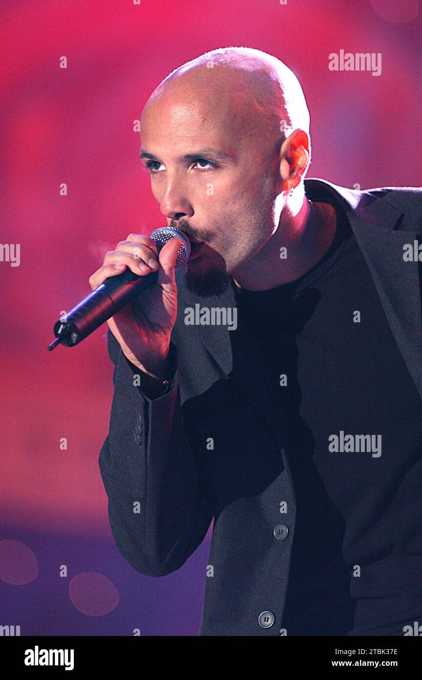 Milan Italy 2001-12-11: Alex Baroni, Italian singer, during the live ...