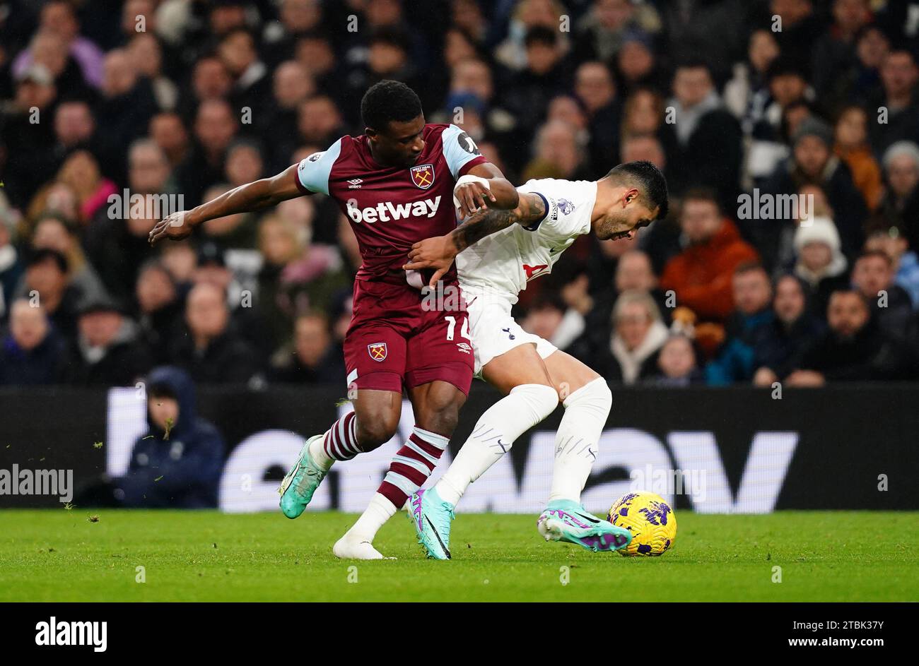 West Ham United's Mohammed Kudus battles for the ball with Tottenham ...
