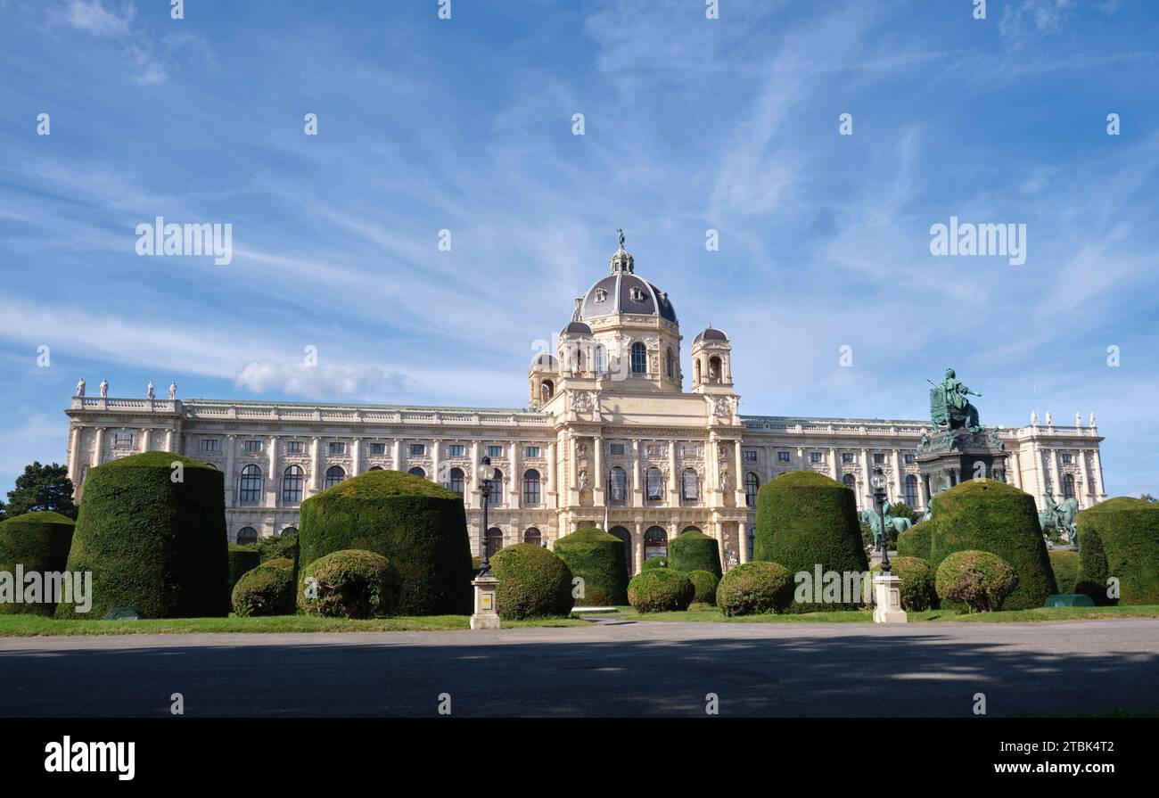 Art History museum, an old building from 1891 in Vienna, Austria. Day ...