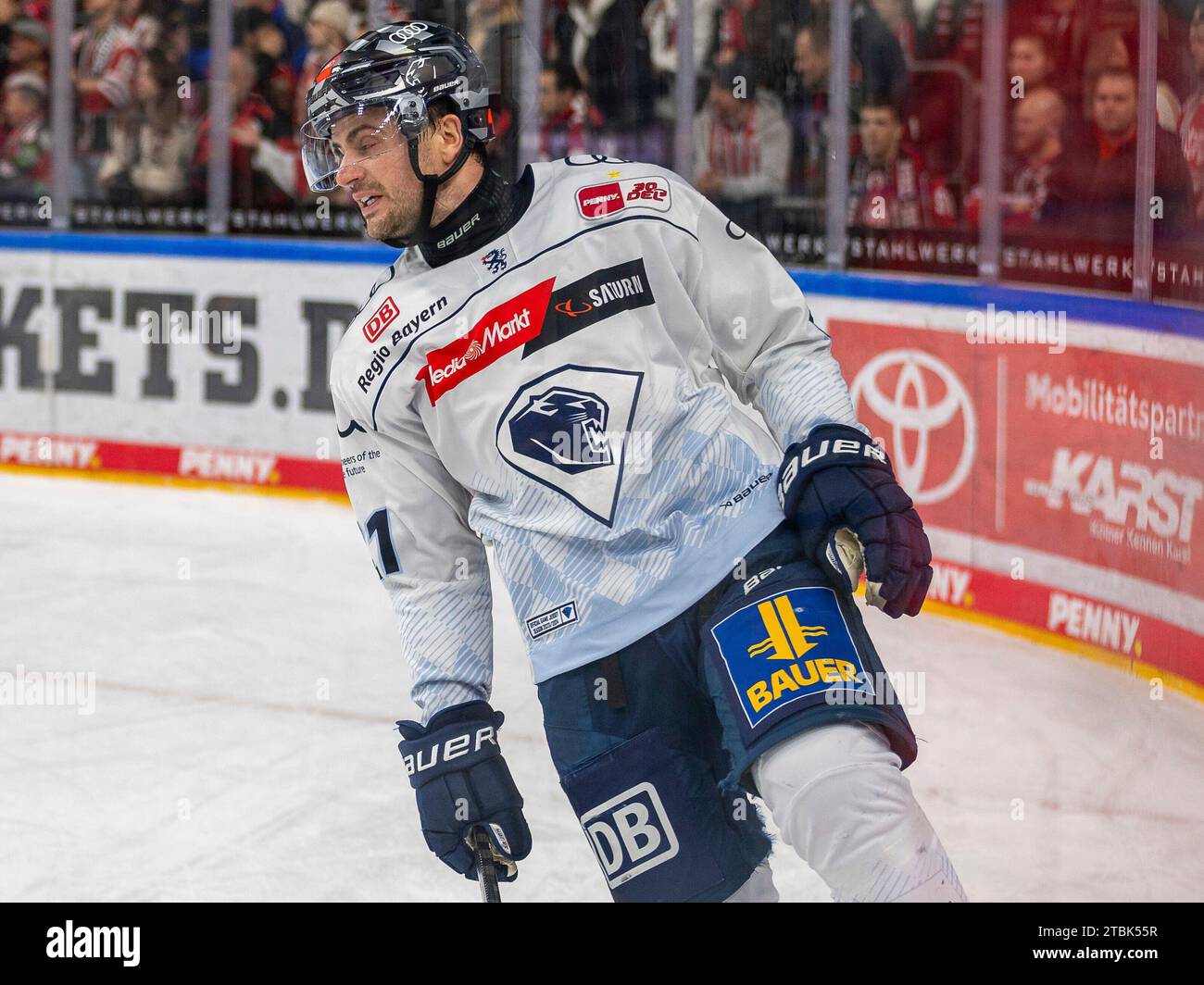 Wayne Simpson (ERC Ingolstadt, #21) jubelt ueber sein Tor zum ...