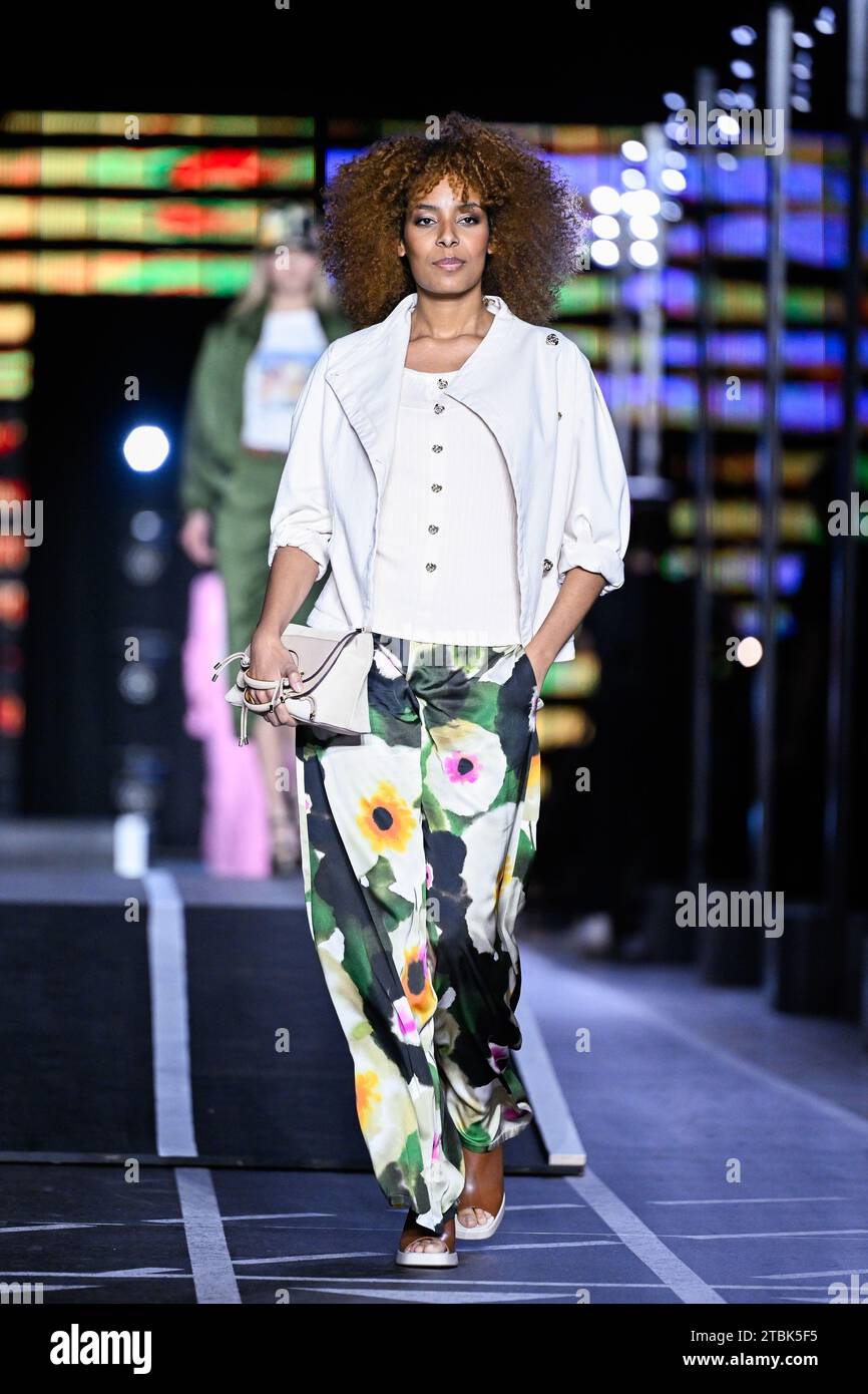 Olympische uniform hi-res stock photography and images - Alamy