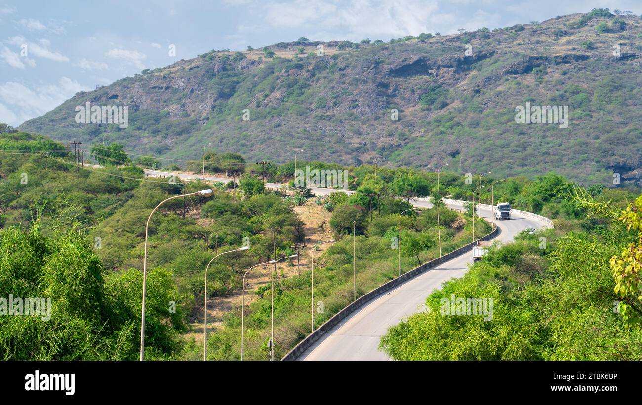 Salalah, Oman- November 11,2023- The roads of Salalah wind through nature's scenic wonders Stock ...