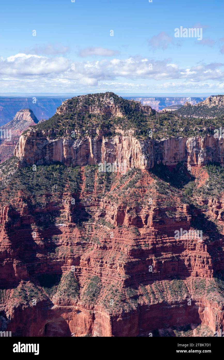 Photograph of the spectacular Grand Canyon, taken from the Bright Angel ...