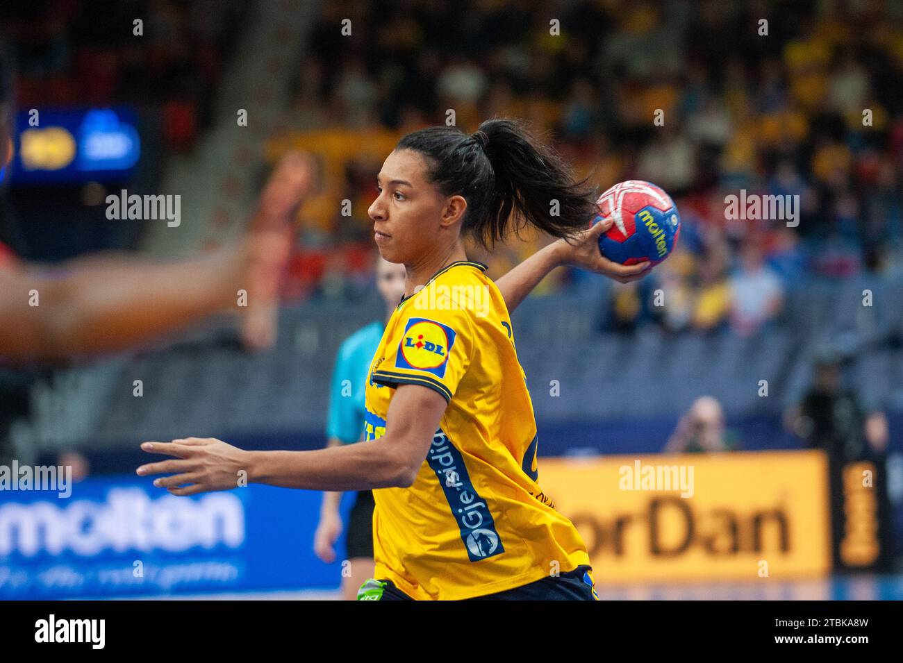 Cameroon national womens handball team hi-res stock photography and ...