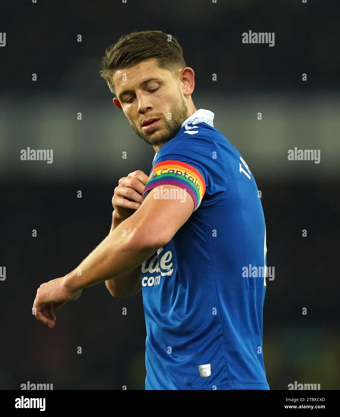 Everton's James Tarkowski adjusts his rainbow coloured captain's ...