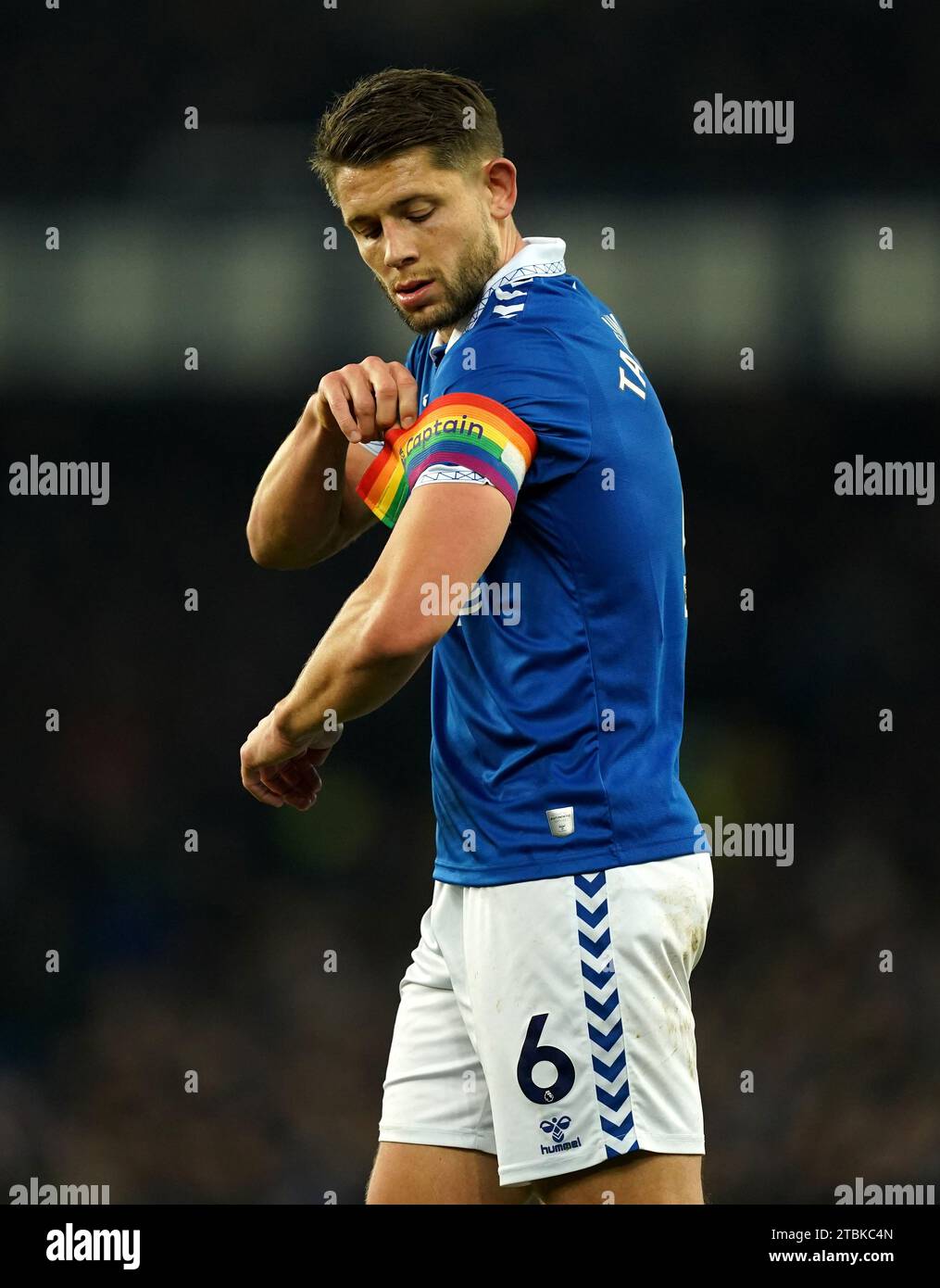 Everton's James Tarkowski adjusts his rainbow coloured captain's ...