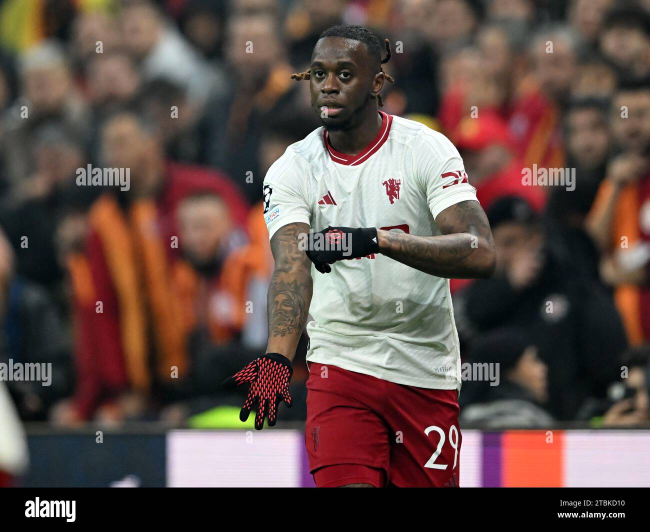 ISTANBUL - Aaron Wan Bissaka of Manchester United FC during the UEFA ...