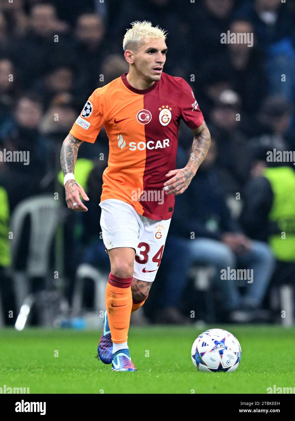ISTANBUL - Lucas Torreira of Galatasaray during the UEFA Champions ...