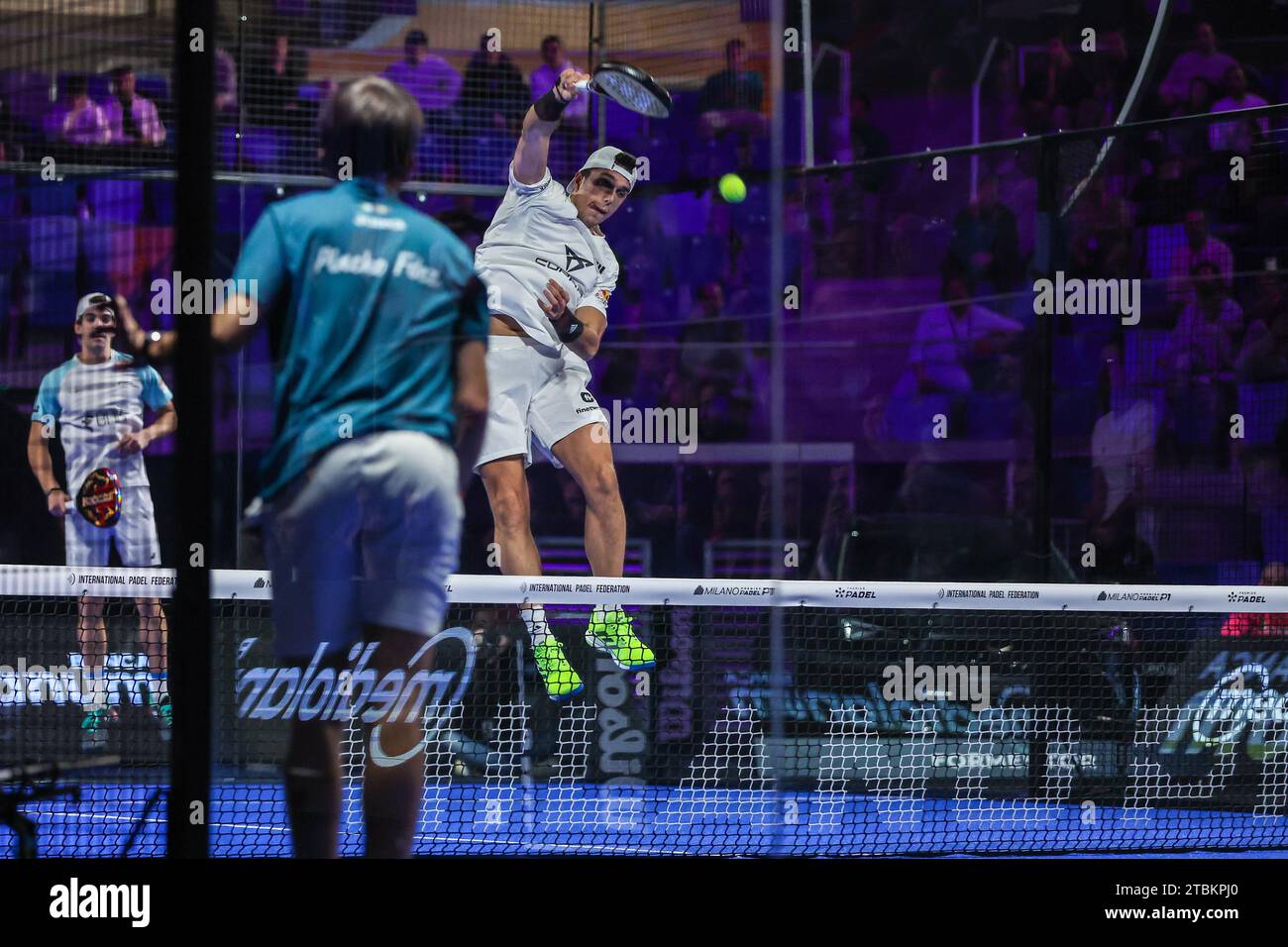 Galán padel hi-res stock photography and images - Alamy