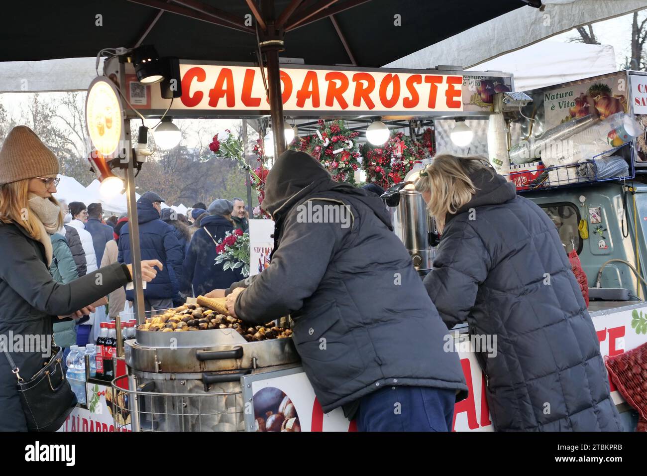 Milan, . 07th Dec, 2023. Great success with many people on the first ...