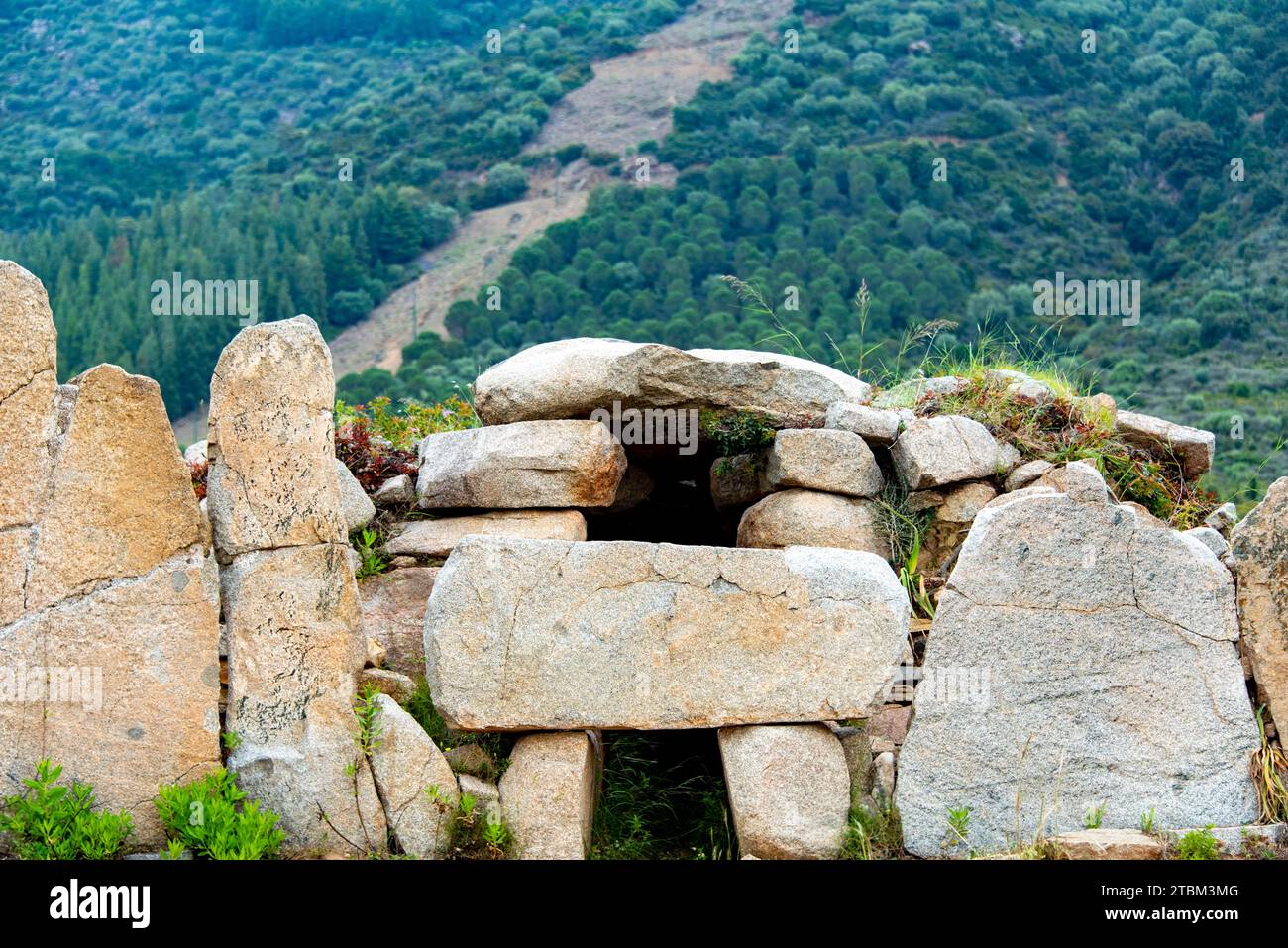 Giants tomb island hi-res stock photography and images - Alamy