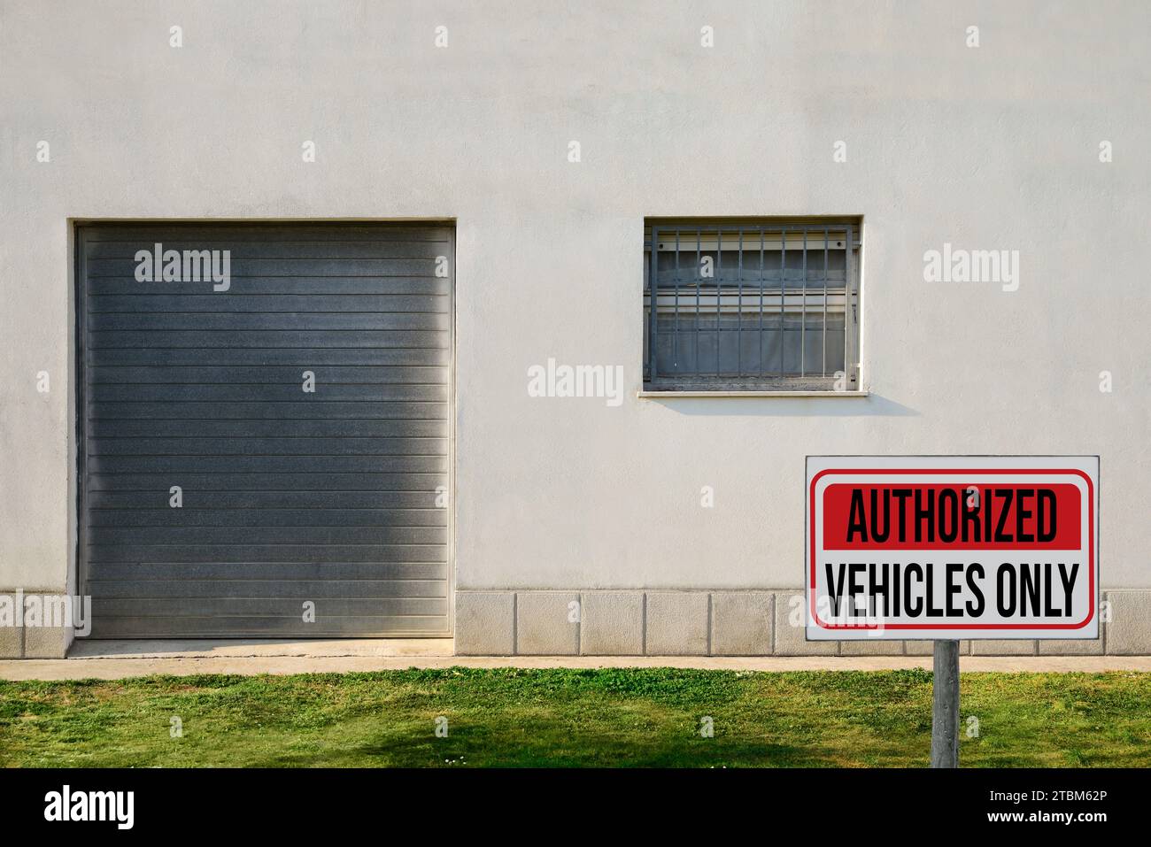 Sign with text Authorized Vehicles Only near building outdoors Stock ...