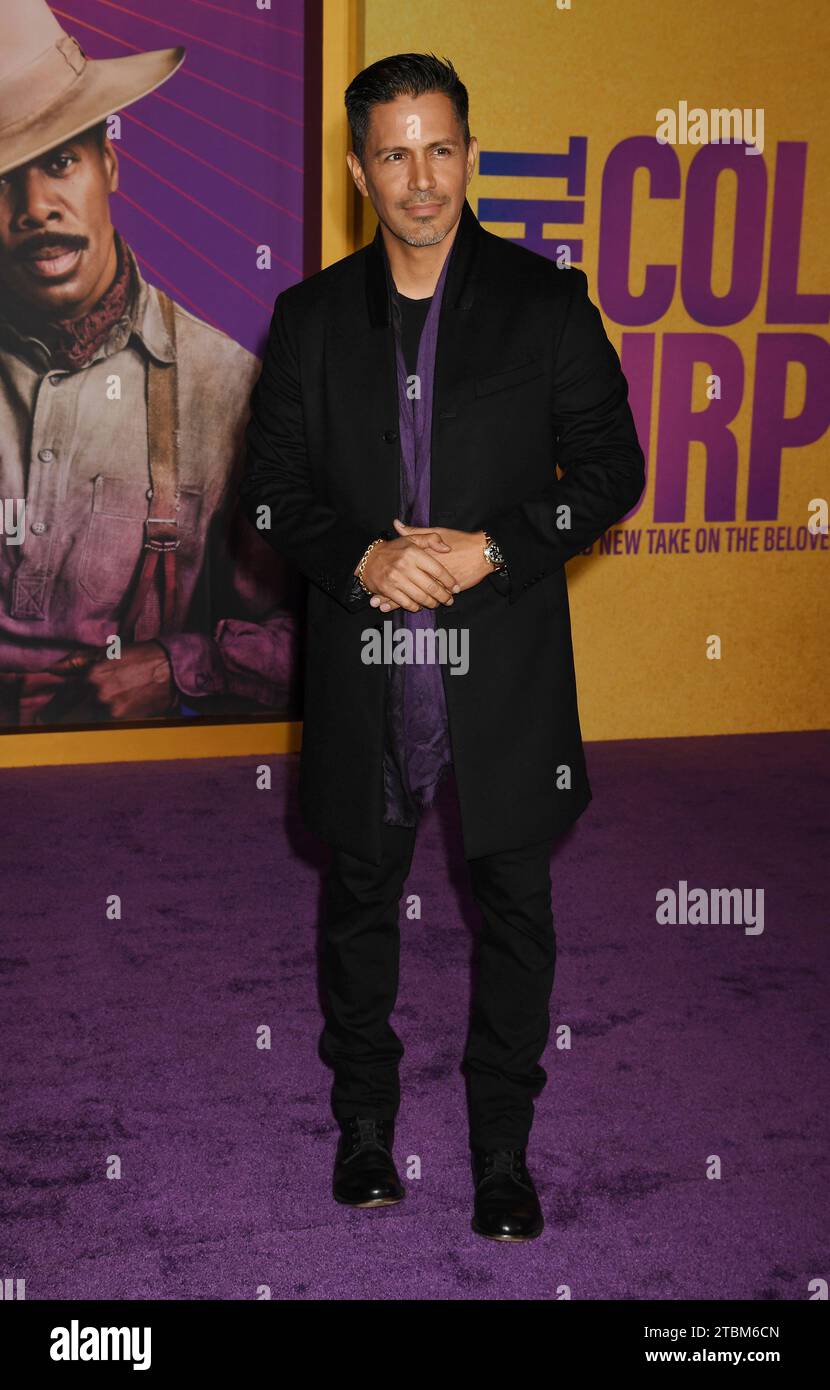 LOS ANGELES, CALIFORNIA - DECEMBER 06: Jay Hernandez attends the World ...