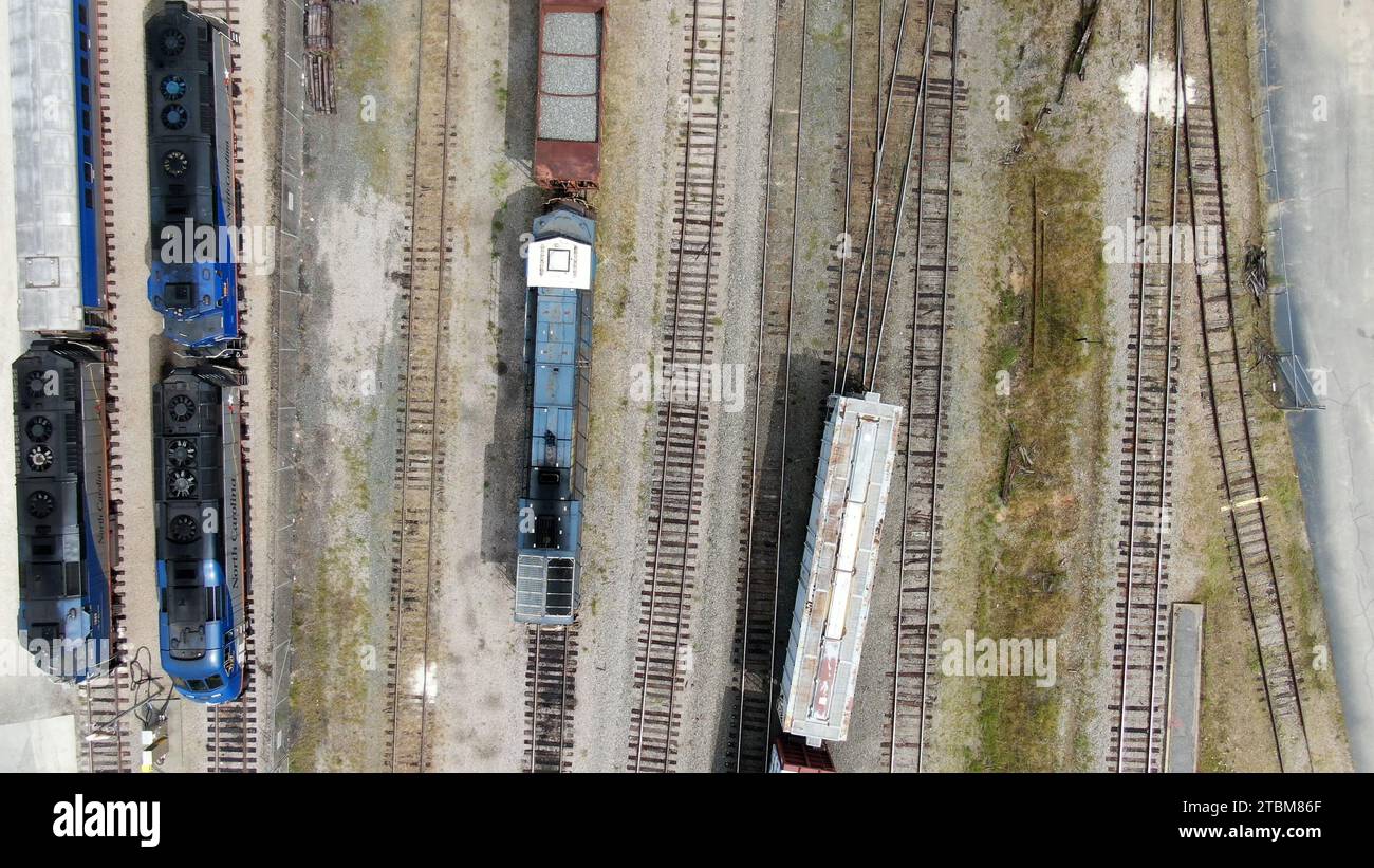 Top down view freight trains hi-res stock photography and images - Alamy