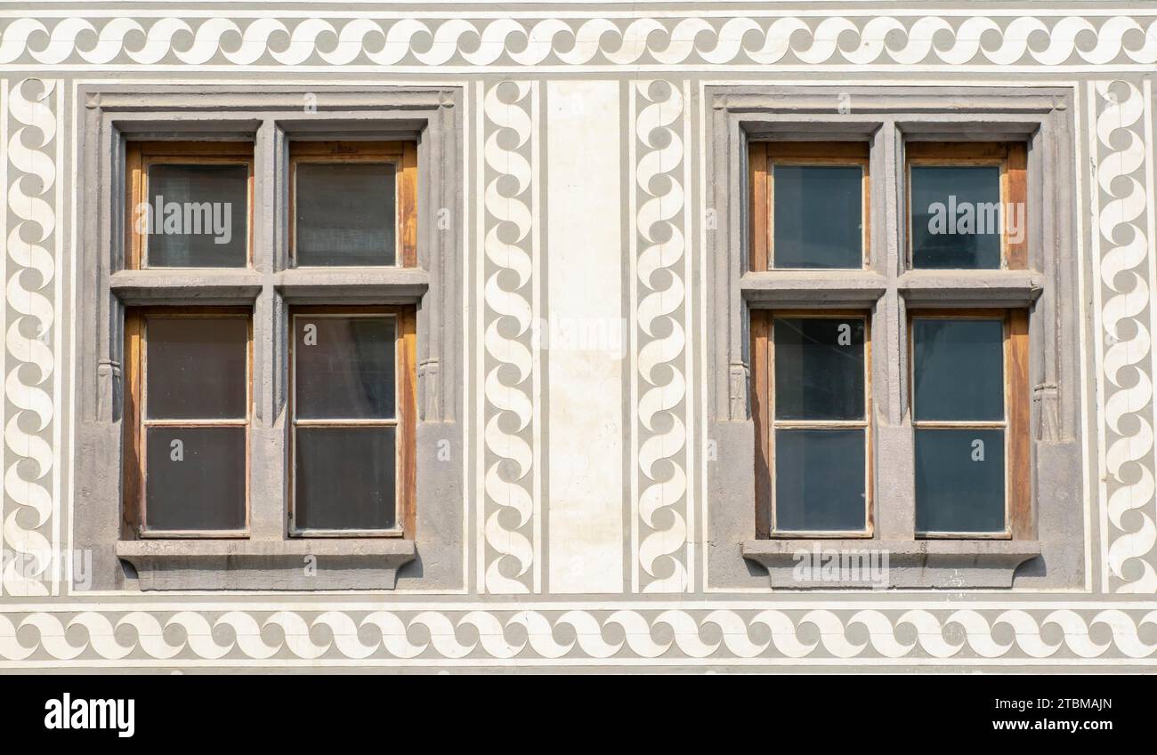 Classic gothic architecture hi-res stock photography and images - Alamy