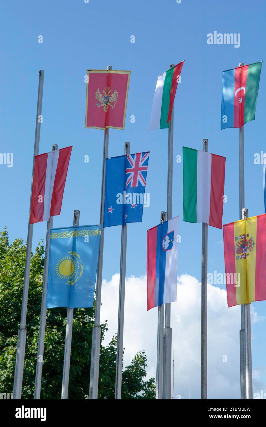 Intercontinental diversity hi-res stock photography and images - Alamy