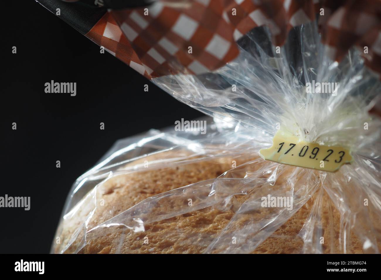 expiry date on a bread packet Stock Photo - Alamy