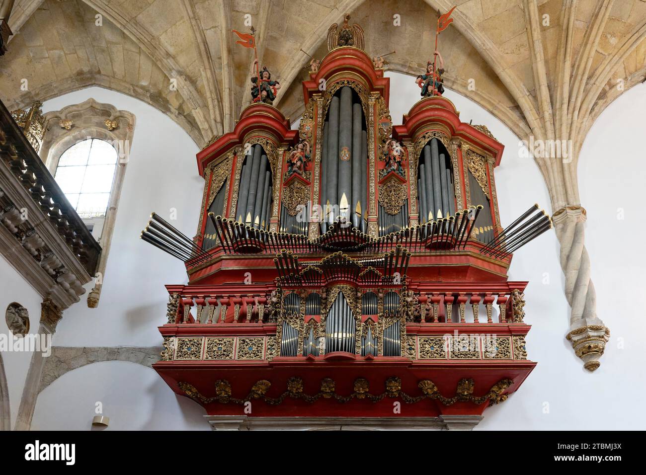 Interior view, organ, Igreja de Santa Cruz, Coimbra, Portugal Stock ...