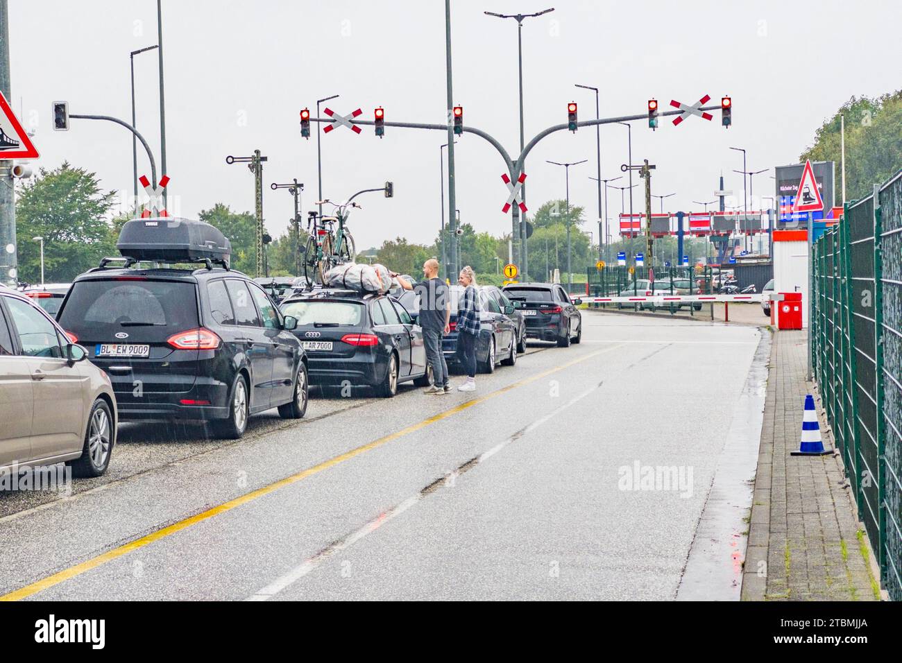 Rail loading for the crossing by car train from the mainland to Sylt ...