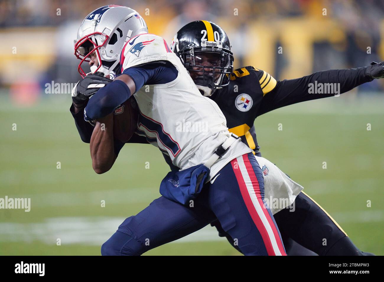 New England Patriots wide receiver Tyquan Thornton (11) catches a pass ...
