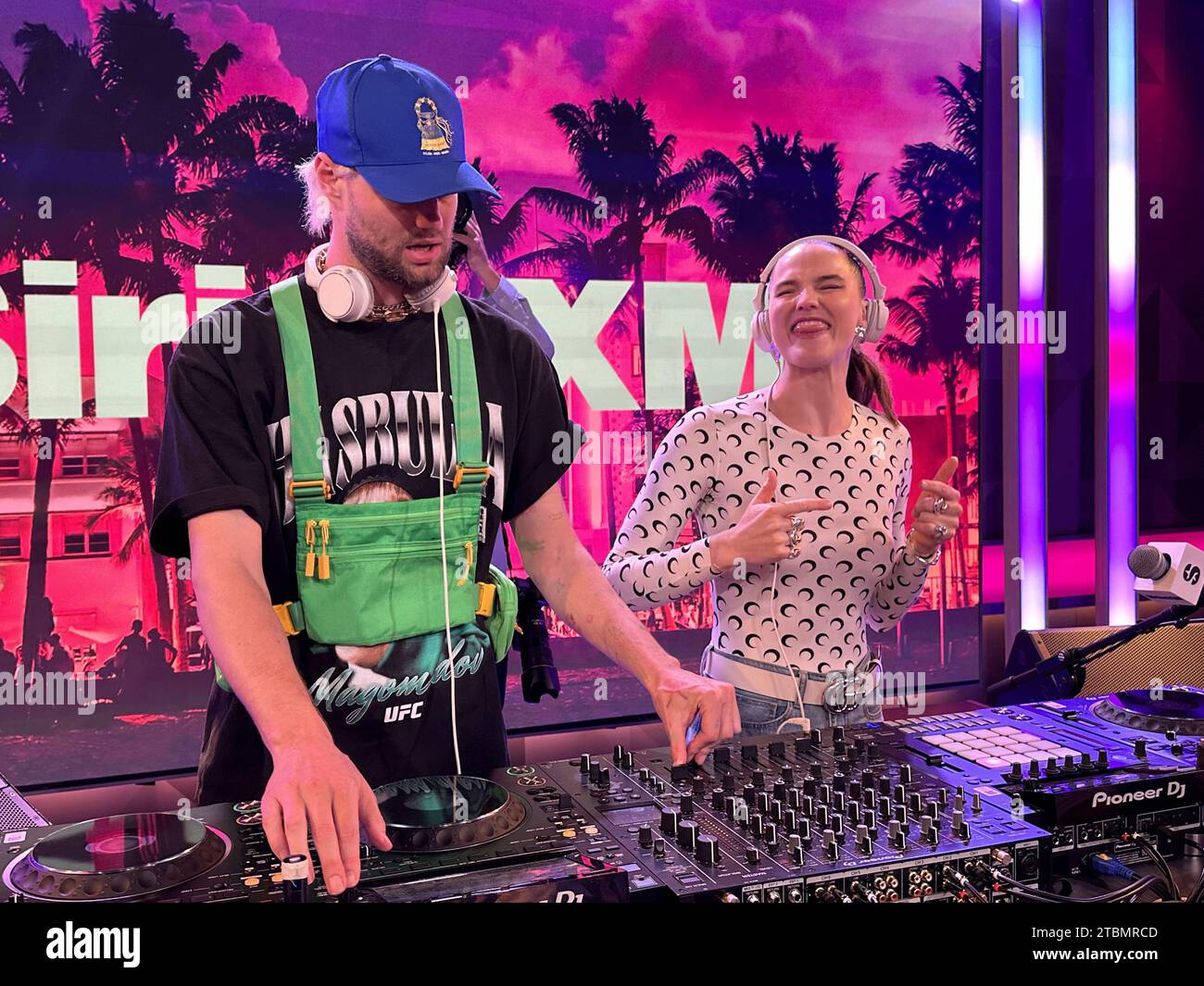 Siriusxm miami studios hi-res stock photography and images - Alamy