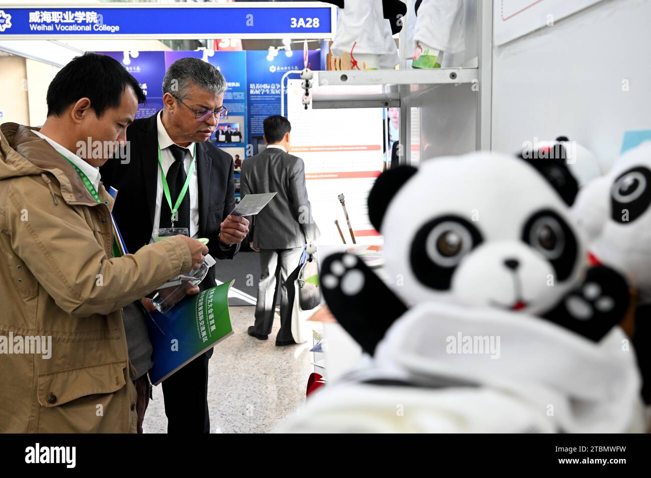 **CHINESE MAINLAND, HONG KONG, MACAU AND TAIWAN OUT** The Language ...