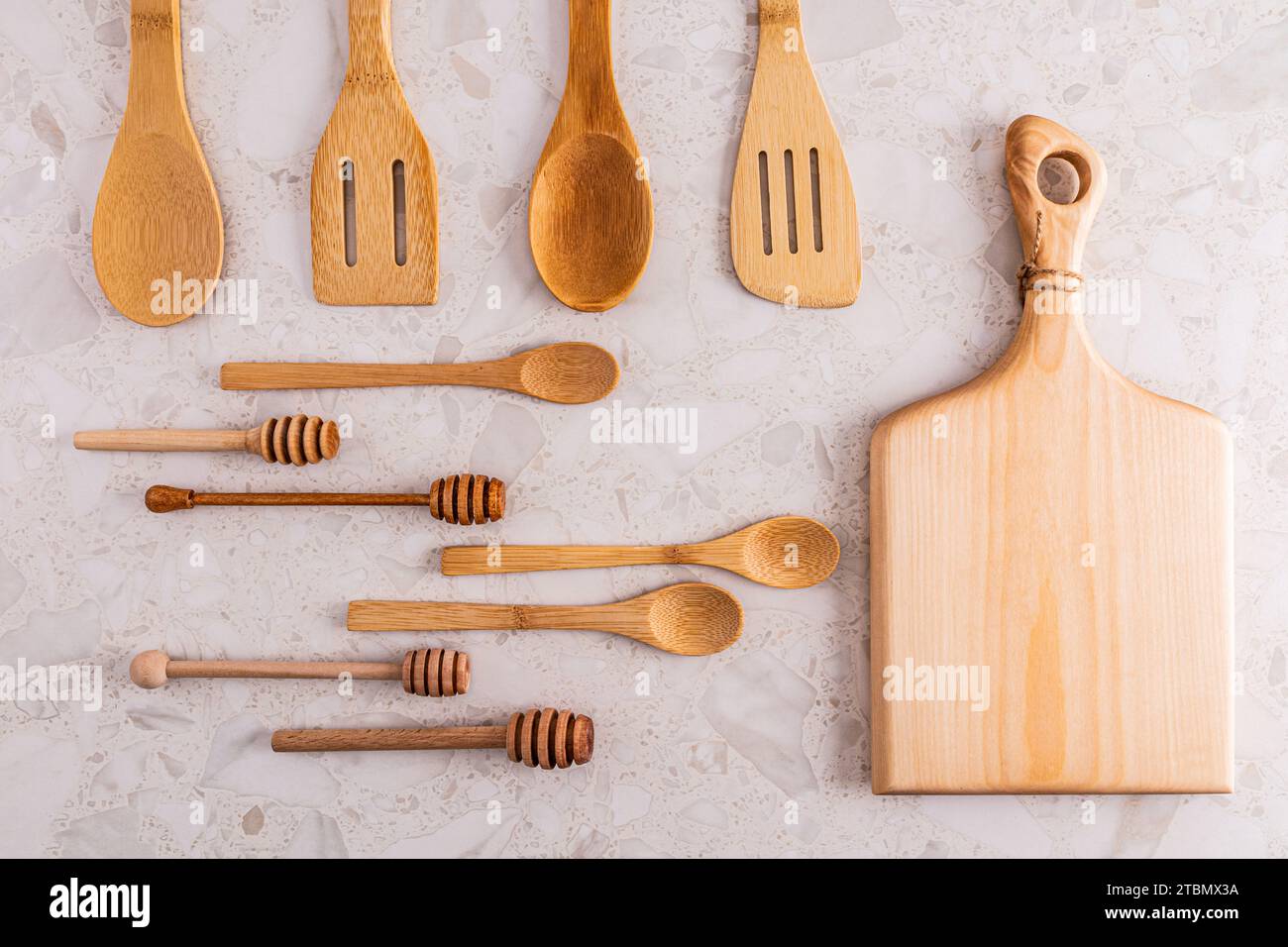 Wooden cook cutlery spoons spatulas hi-res stock photography and images ...