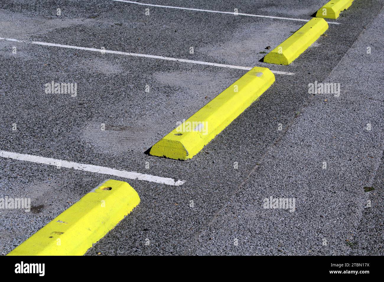 Car blocks way hi-res stock photography and images - Alamy