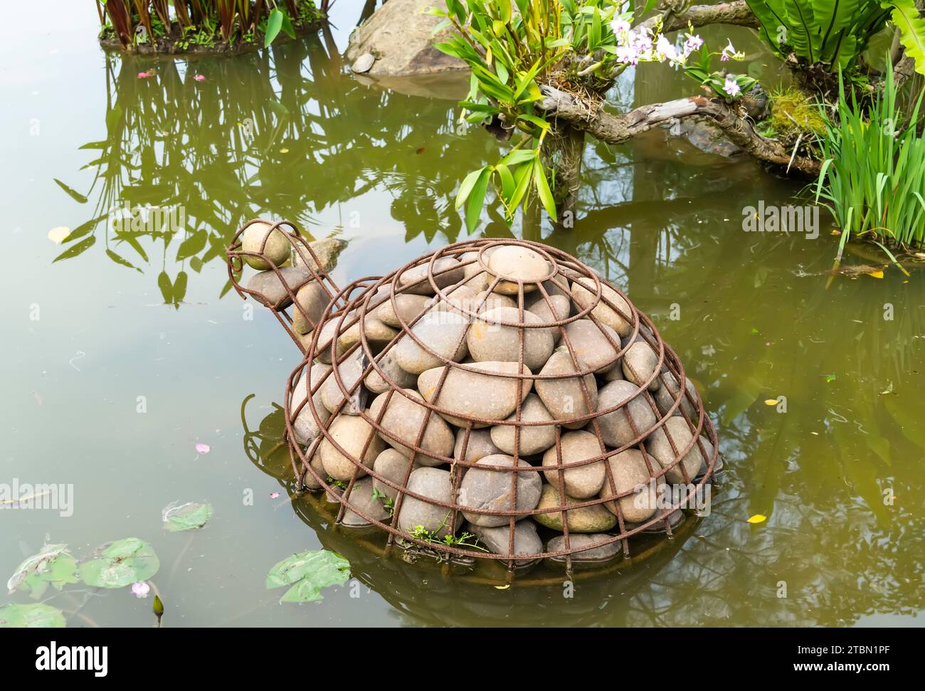 Rebar sculpture hi-res stock photography and images - Alamy