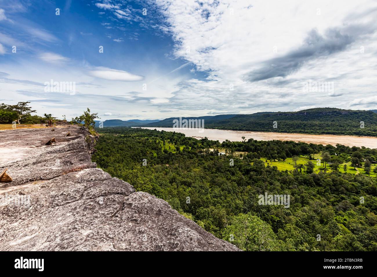 Thailand and laos border hi-res stock photography and images - Alamy