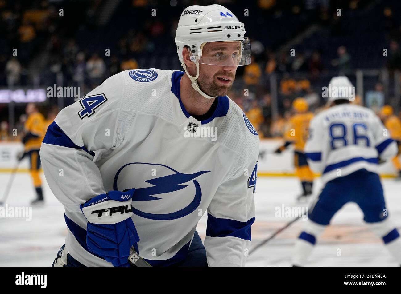Tampa Bay Lightning defenseman Calvin de Haan (44) warms up for the ...