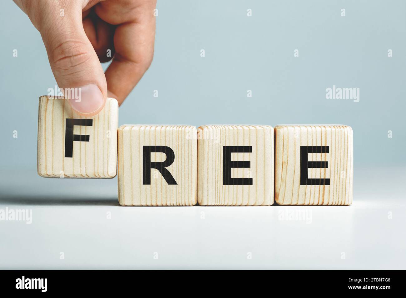 Alphabet cubes free hi-res stock photography and images - Alamy