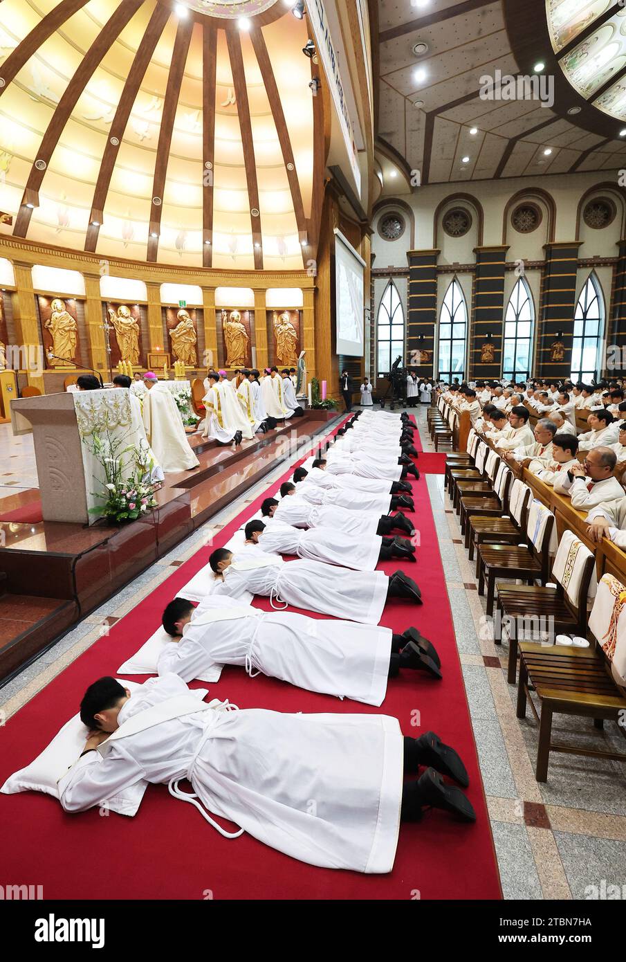 08th Dec, 2023. Catholic ordination Catholic priest candidates ...
