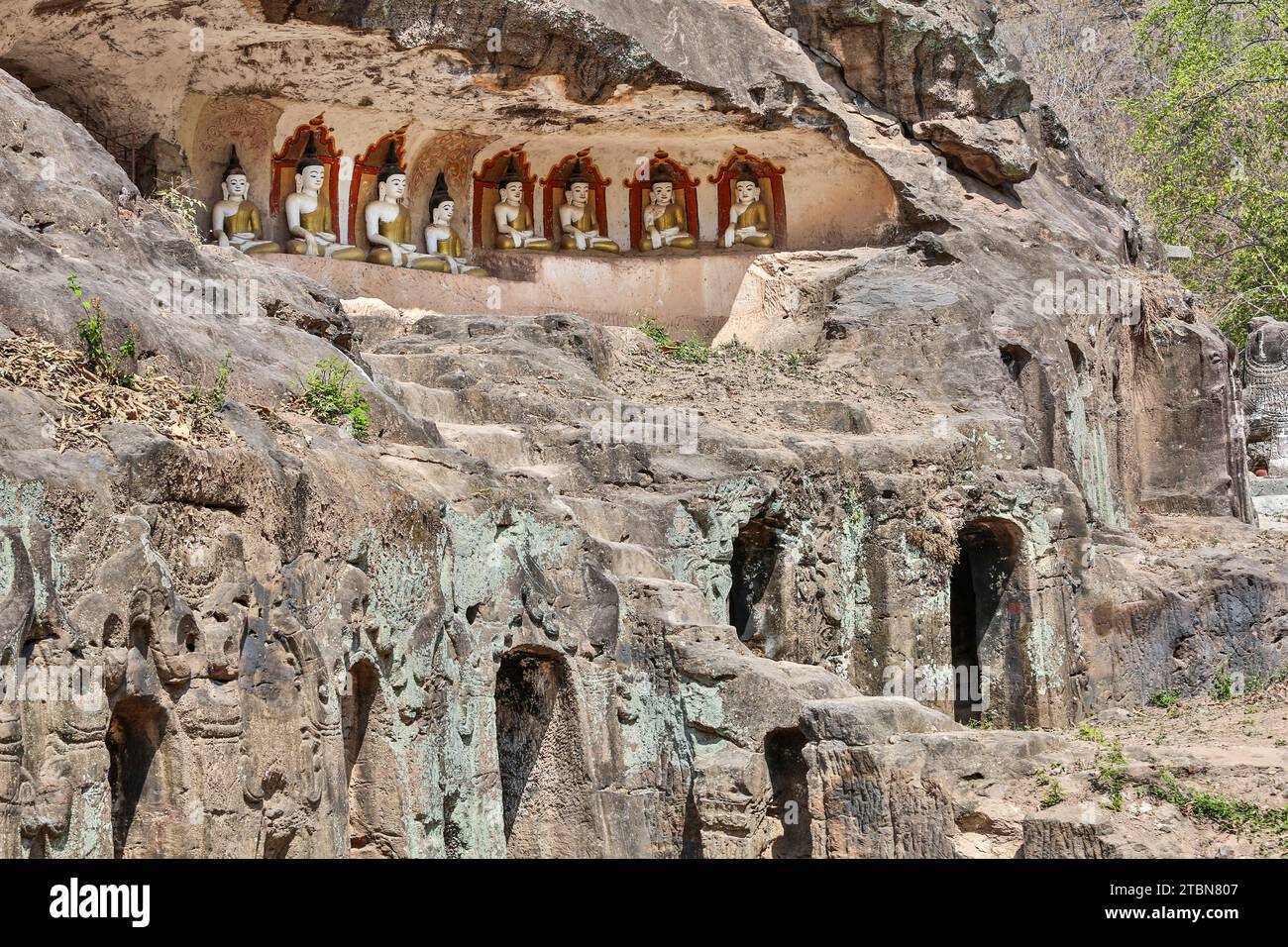 The Phowintaung Buddhist Cave Complex (ဖိုလ်ဝင်တောင်), near Monywa ...