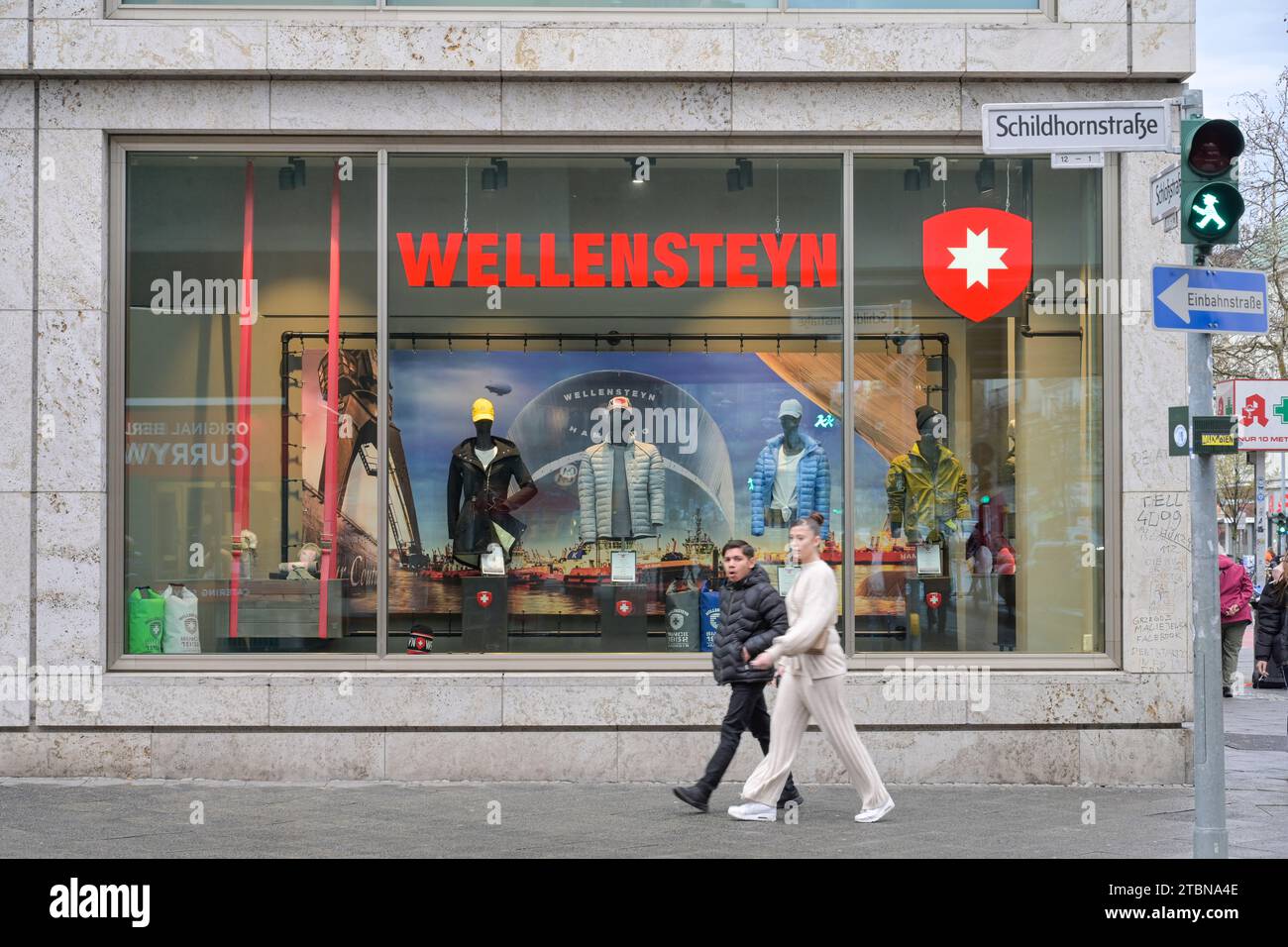 Wellensteyn logo hi-res stock photography and images - Alamy