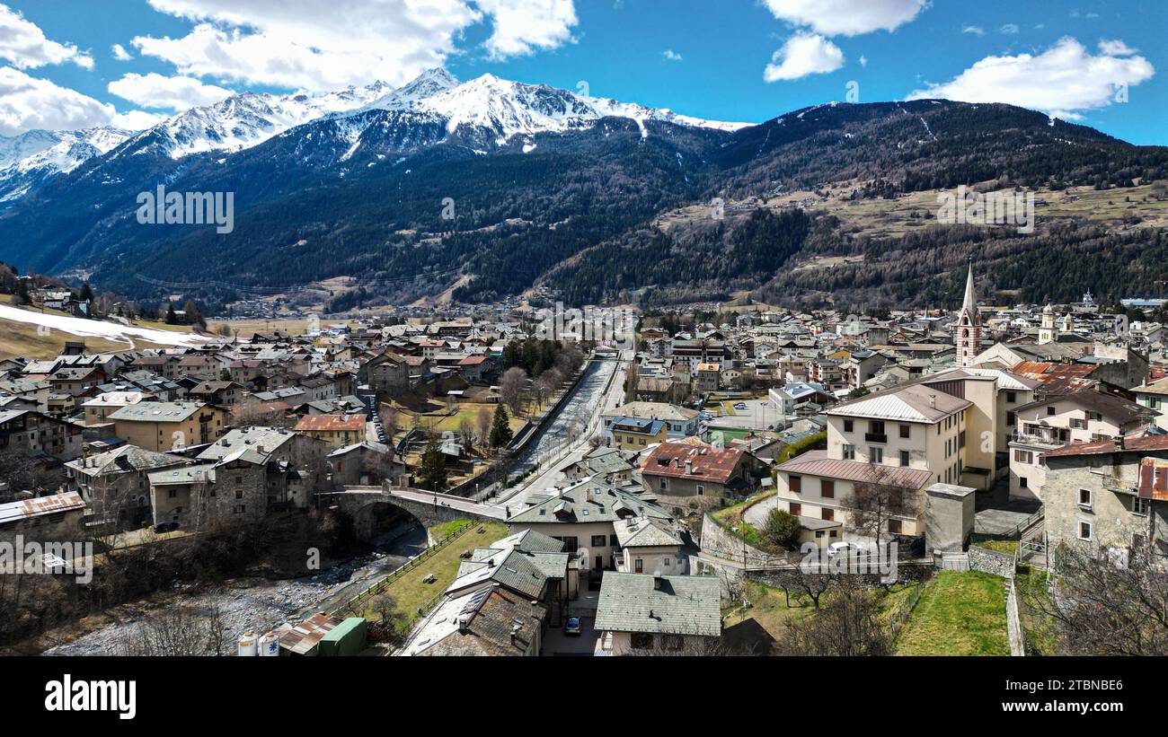 Lovely town hi-res stock photography and images - Alamy