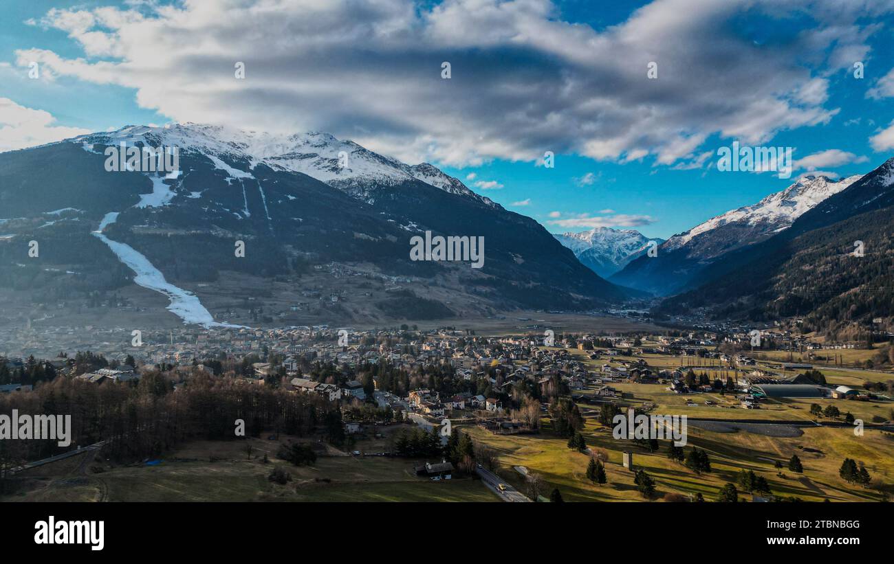 Bormio, a village in the valley of the Italian Alps Stock Photo - Alamy