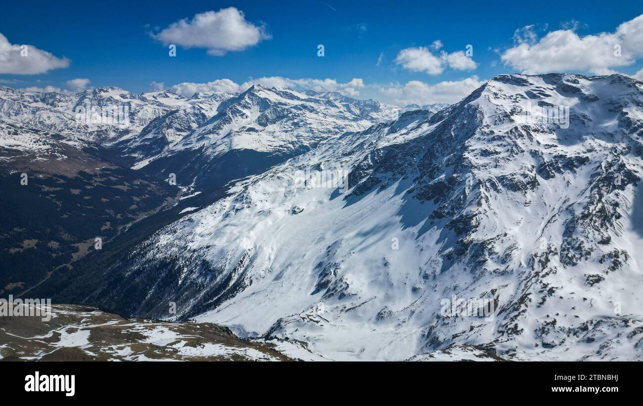 Italian footage hi-res stock photography and images - Alamy