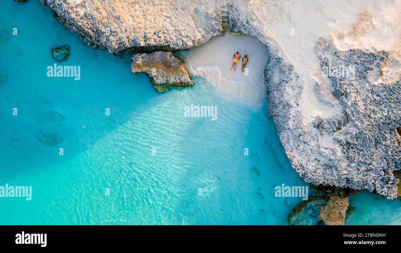 Tres Trapi Steps Triple Steps Beach Aruba, A popular beach for diving ...