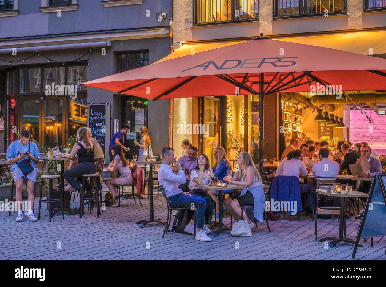 Café Anders, Ausgehviertel, Kneipenstraße Wagnergasse, Johannisplatz ...
