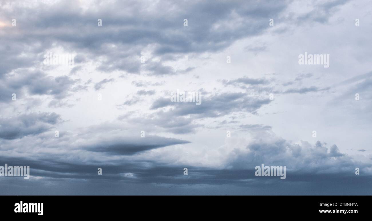Abstract gray sky cloudy texture hi-res stock photography and images ...