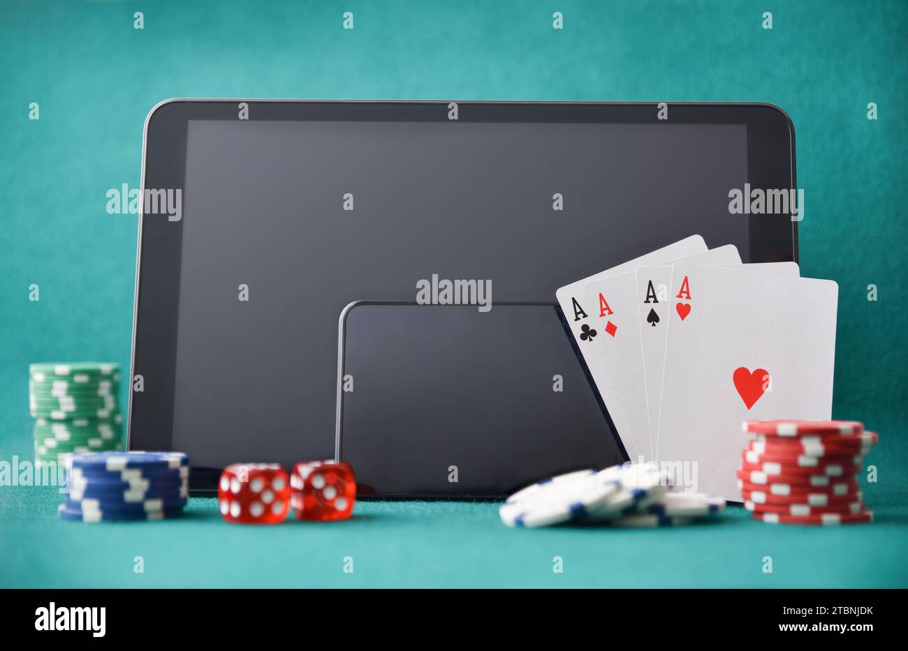 Virtual cards hi-res stock photography and images - Alamy